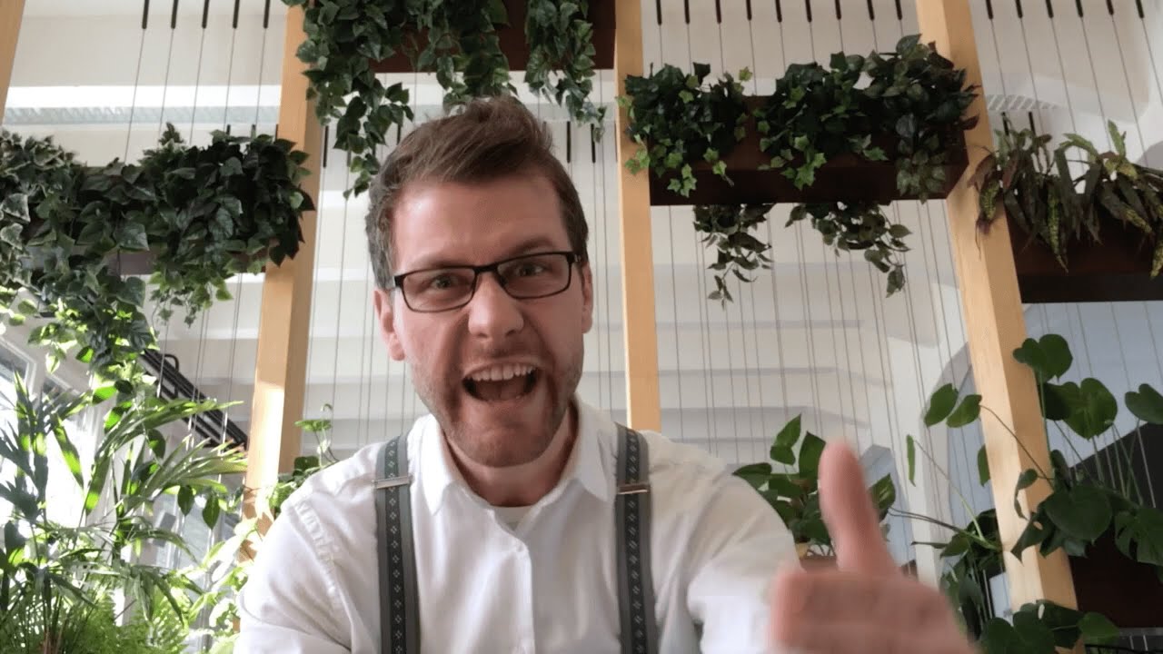 DR. Dodo po prvy-krat | Matura.sk - YouTube