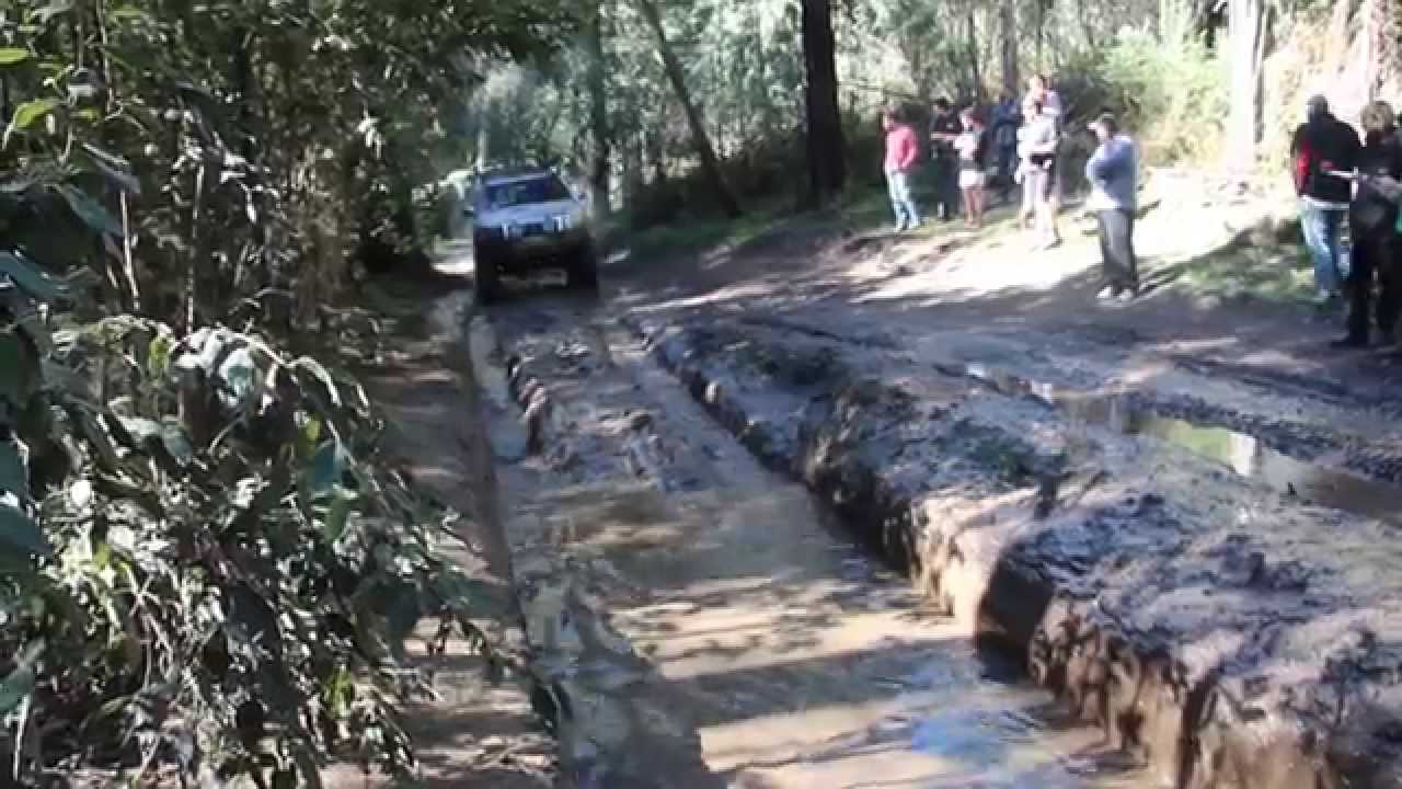 Haunted stream track 4x4 part 2 - YouTube