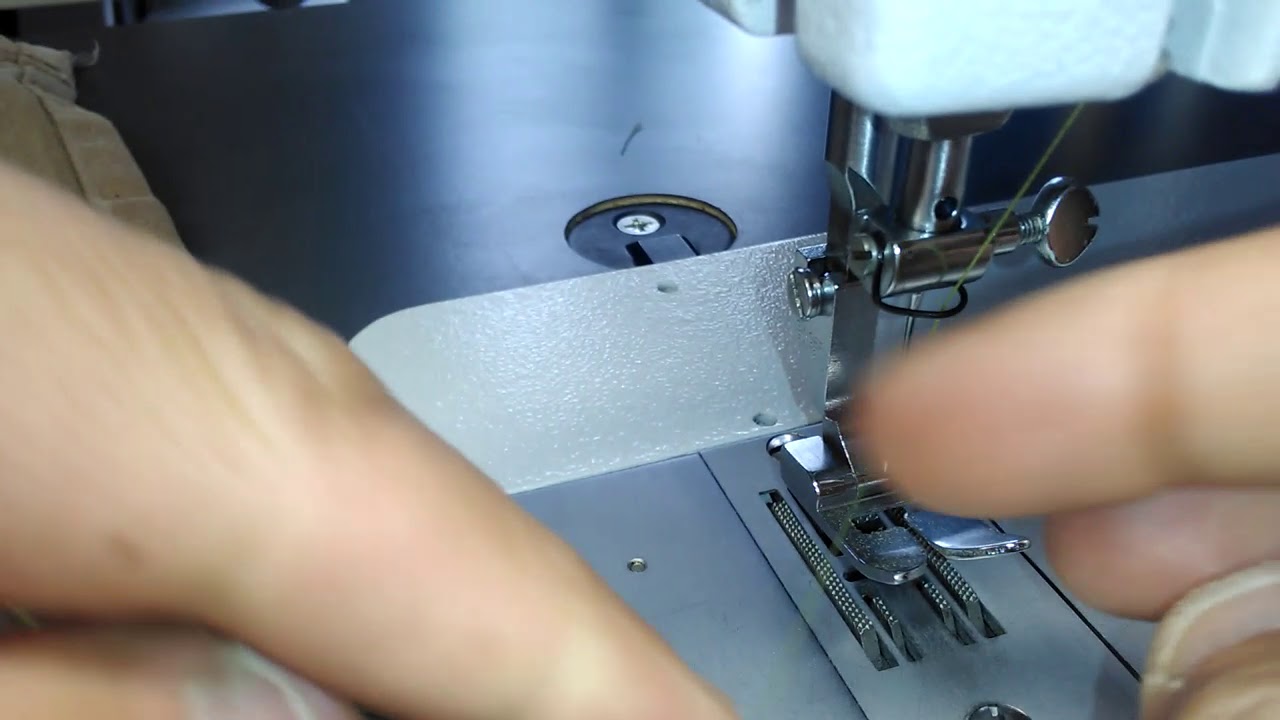 Singer 20u - Threading / Enfilage 2/2 (Max & Shed) - YouTube