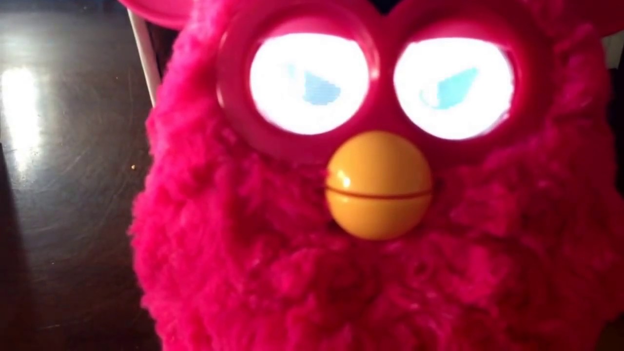 Red Furby 2012 Fifty phrases of Furbish from Angry to Nice behaviors ...
