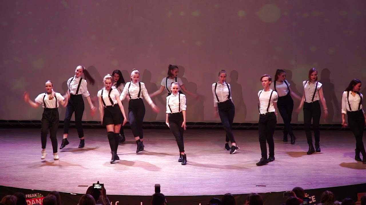 VOGUE (начальная группа) | FREAK DANCE STUDIO - YouTube