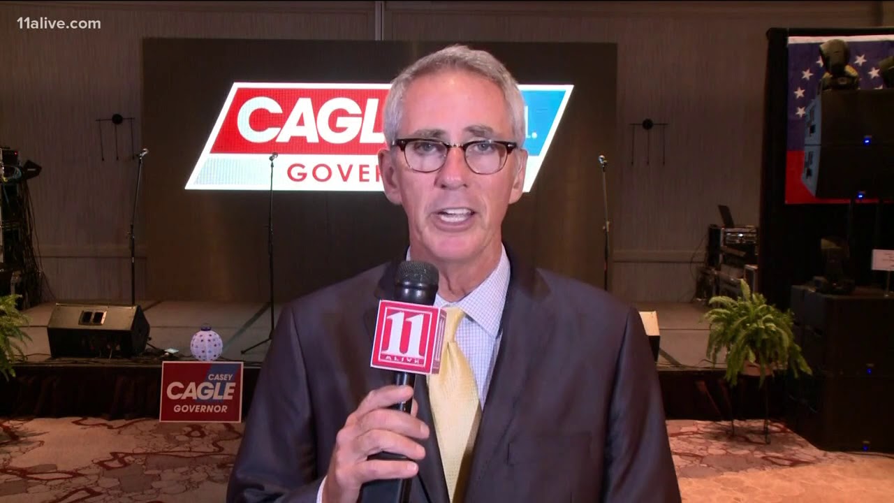 Casey Cagle, Brian Kemp vote in their own runoff election - YouTube