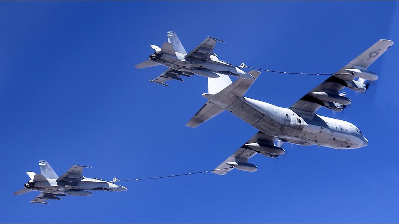 F/A 18 formation rejoin - YouTube