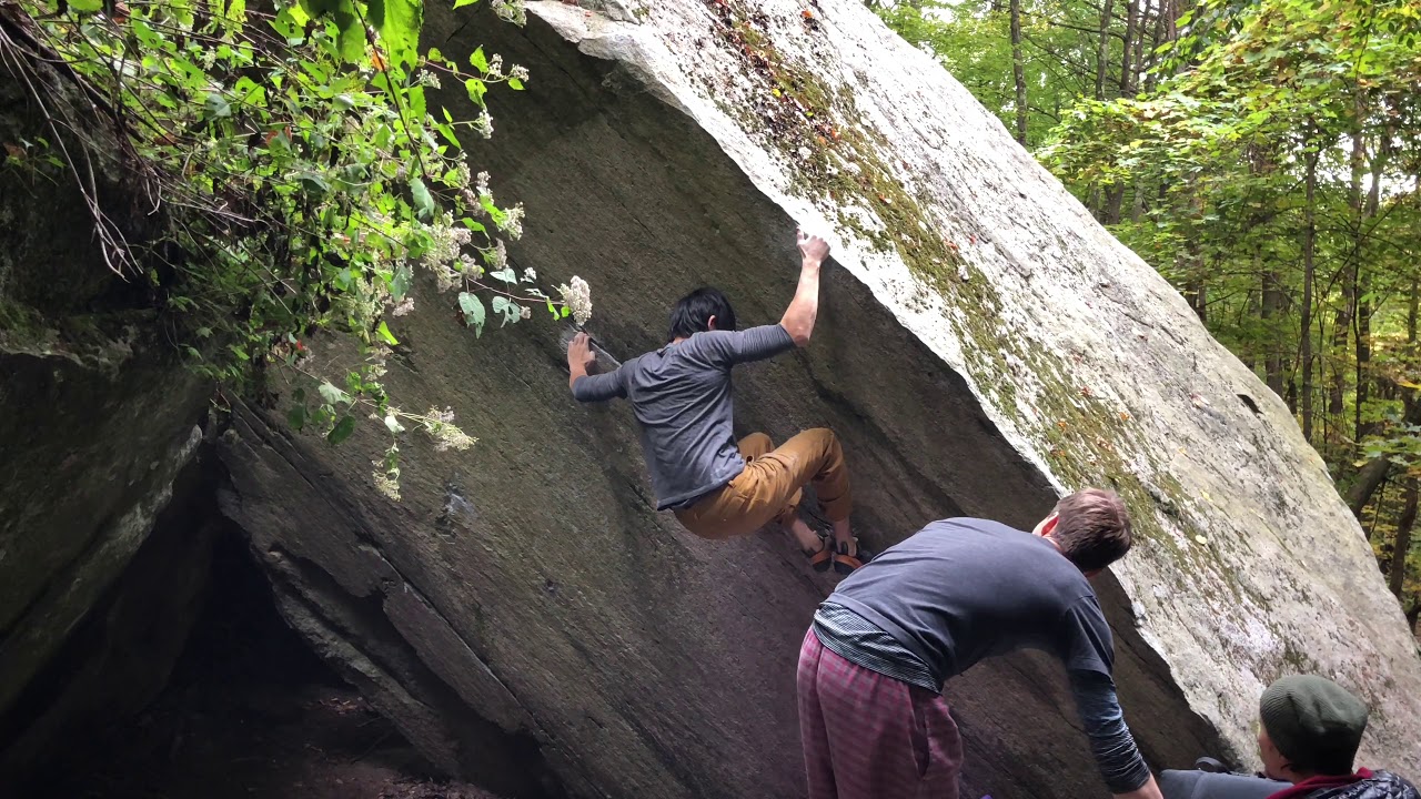 Farley Bouldering - Scarab Right V7 - YouTube