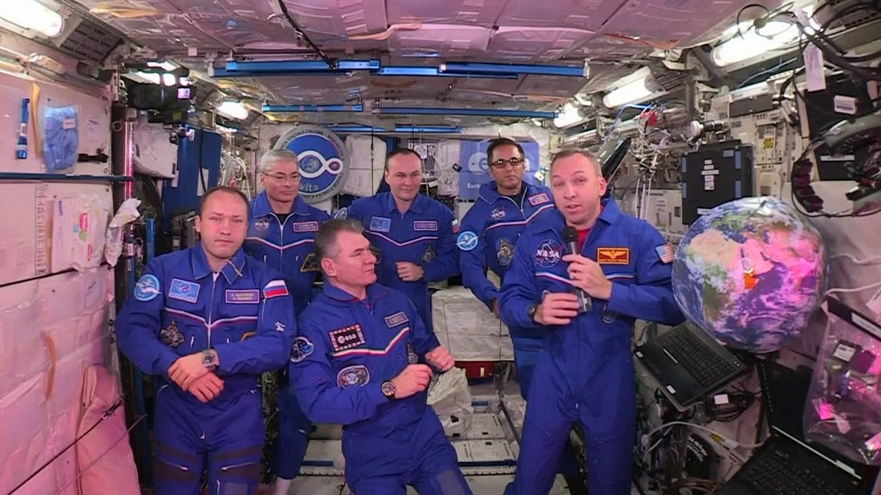 Pope tells astronauts they see Earth 'from the eyes of God' - YouTube