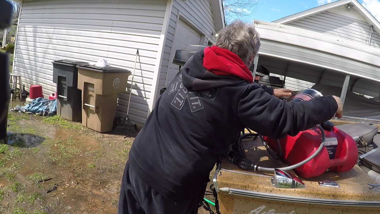 Astroglass Bass Boat Run - YouTube