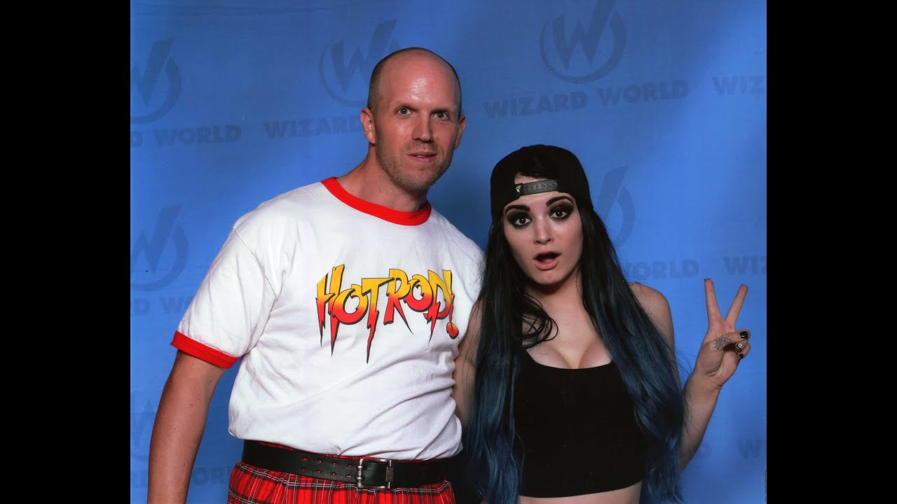Wizard World Chicago 2015 WWE Paige - YouTube