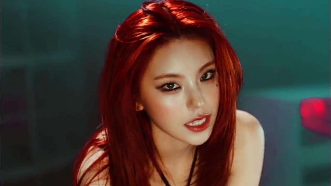 Itzy - born to be (speed up) - YouTube