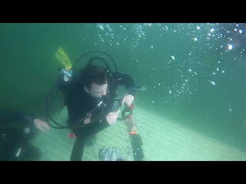 Scuba diving students at Blue Stone Dive Resort - YouTube