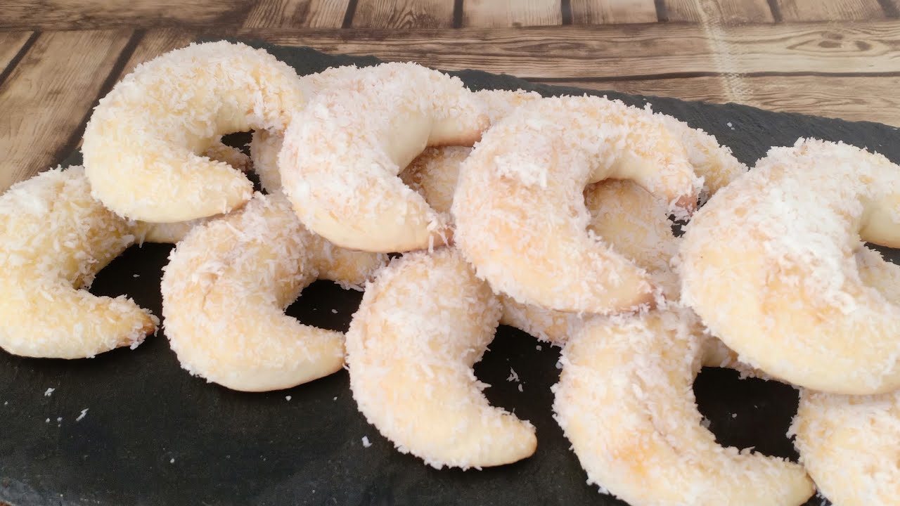 هليلات بالنوادكوكو gâteau sec à la noix de coco - YouTube