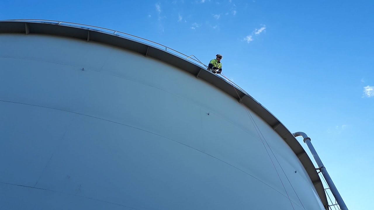 Tankinspeksjon hos Acinor - YouTube