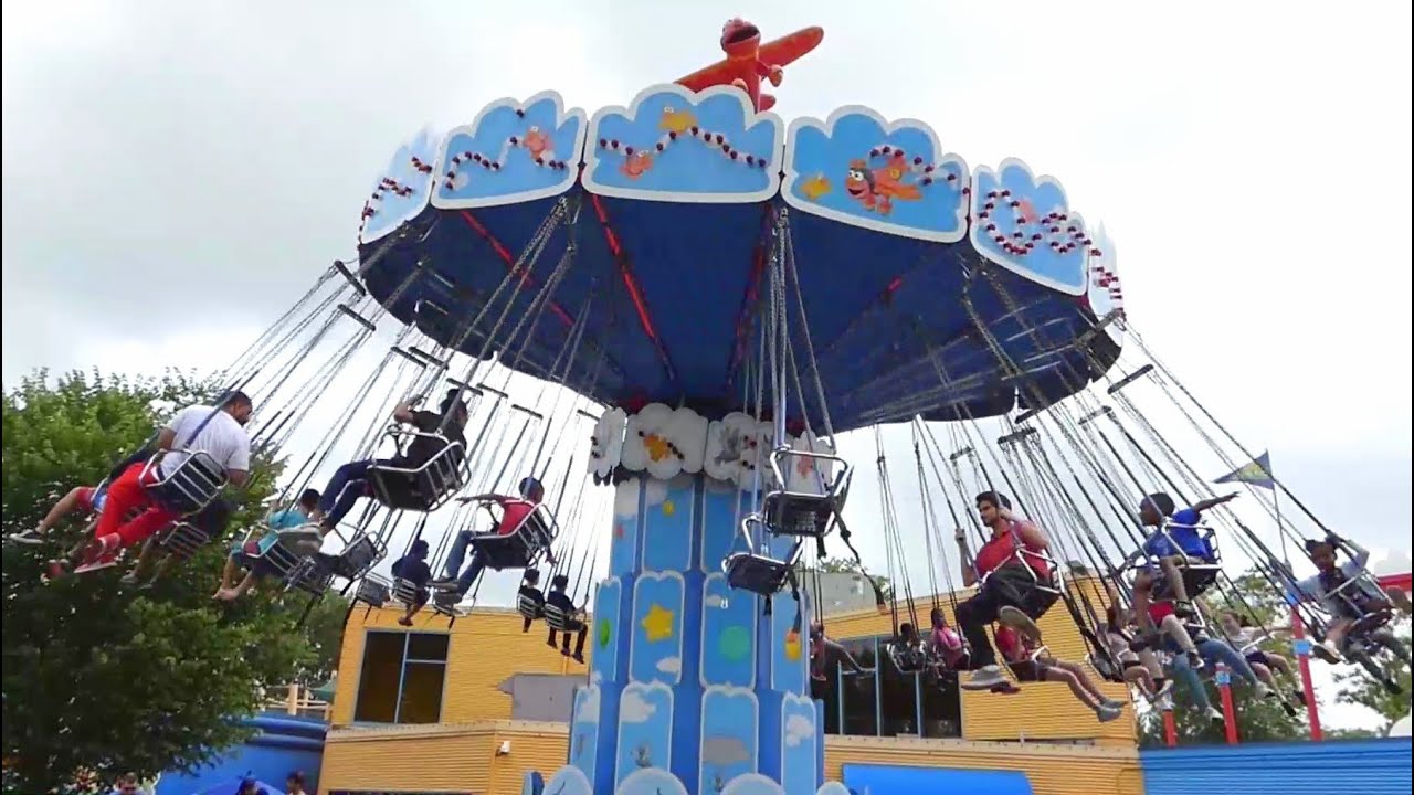 Sesame Place - Elmo’s Cloud Chaser Ride @SesameStreet - YouTube