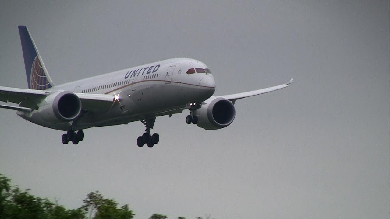 【Inaugural Flight 】 United Airlines Boeing 787-8 N20904 Denver to Tokyo ...