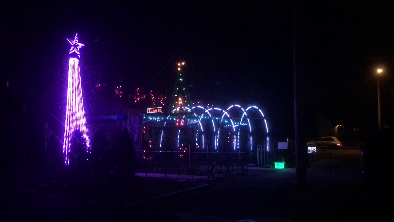 Cascade Christmas 2017- Christmas Mashup - YouTube