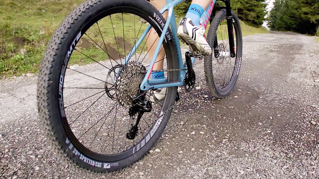 XeNTIS Carbon Technology - MTB CROSS carbon wheels - YouTube