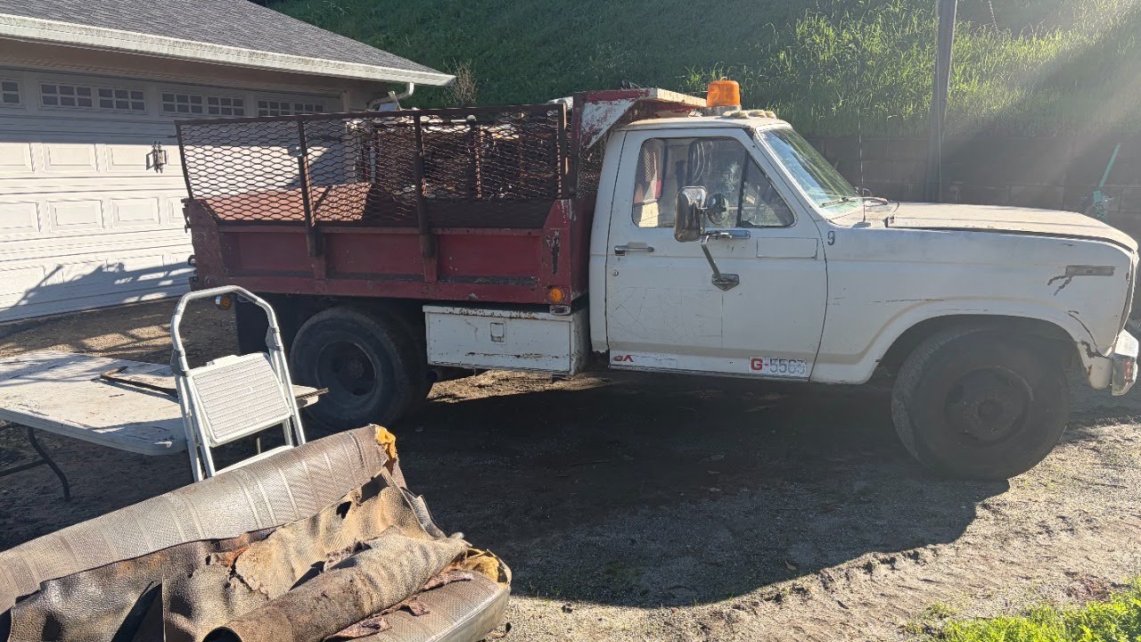 MAB LAB 1982 F350 Dually Dump Truck Restoration! - YouTube