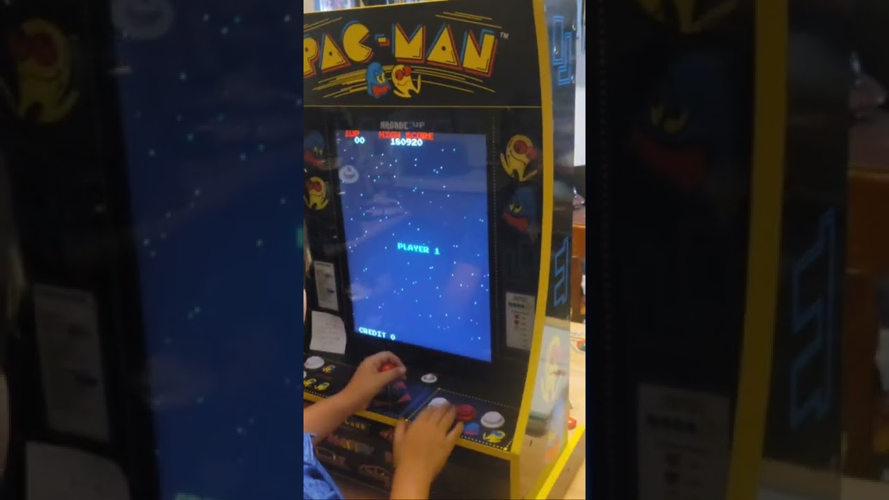 Pac Man @Rockin Robin - YouTube