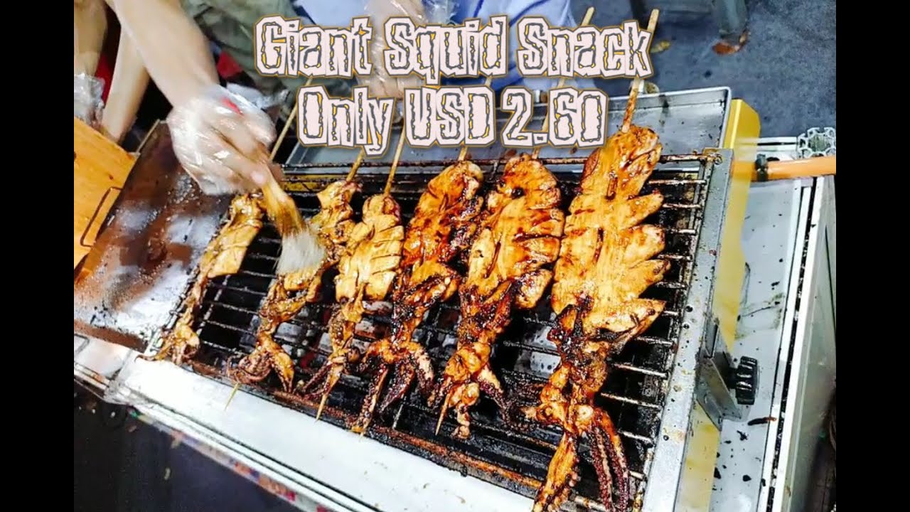Kuliner Cumi Raksasa di PRJ - Pekan Raya Jakarta | $2.6 Giant Squid ...