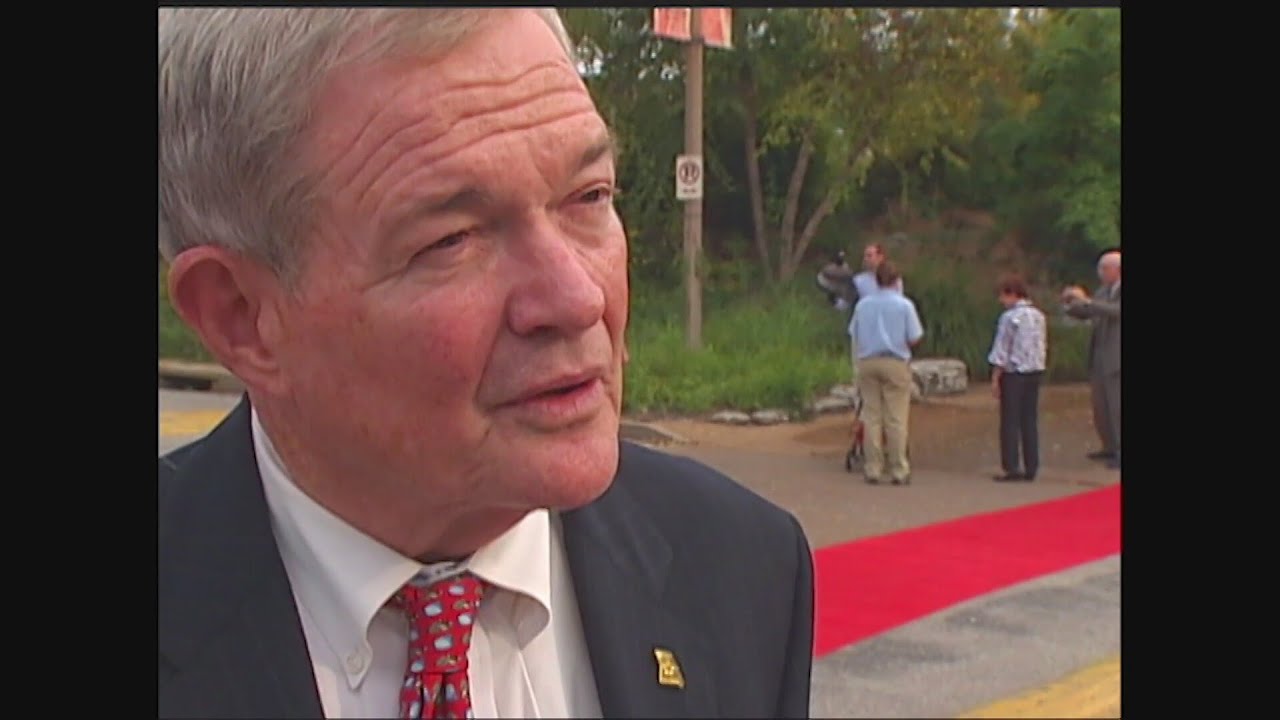Former Missouri Governor, Senator Christopher ‘Kit’ Bond dies - YouTube