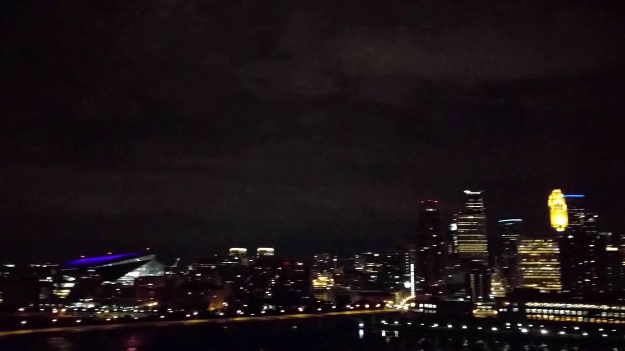 Minneapolis Lightning Storm - YouTube