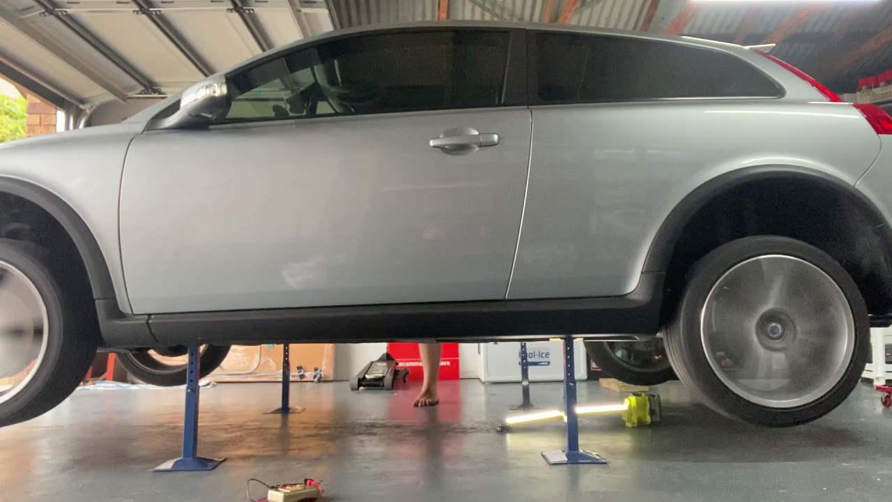 C30 AWD Stand Test - YouTube