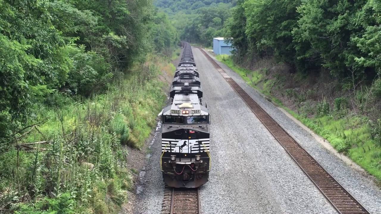NS 552 Stalls in Beaver Falls - YouTube