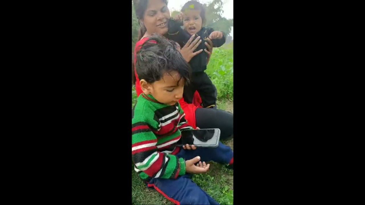 ANURADHA VARMA , mahakal ki ladli is live sarso ke khet me live video ...