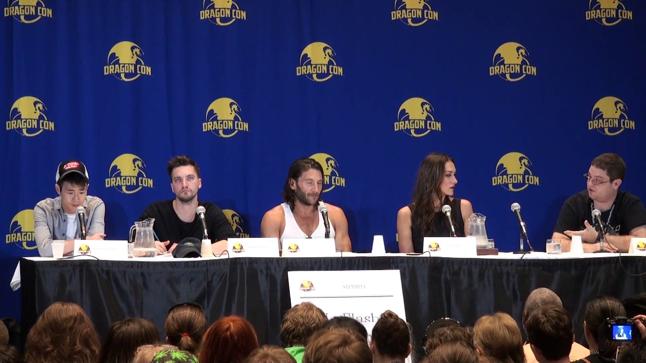 The 100 Panel (Saturday) - Dragon Con 2017 - YouTube