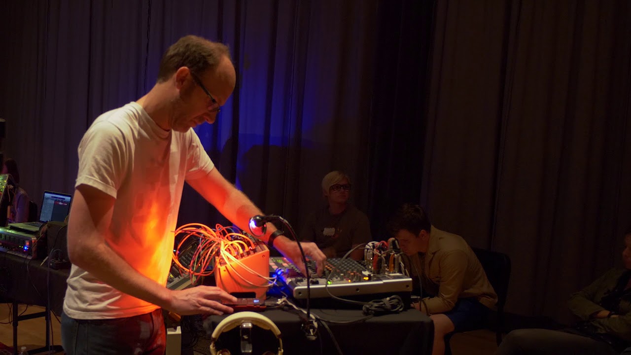 Qrux at Drone Show II - YouTube