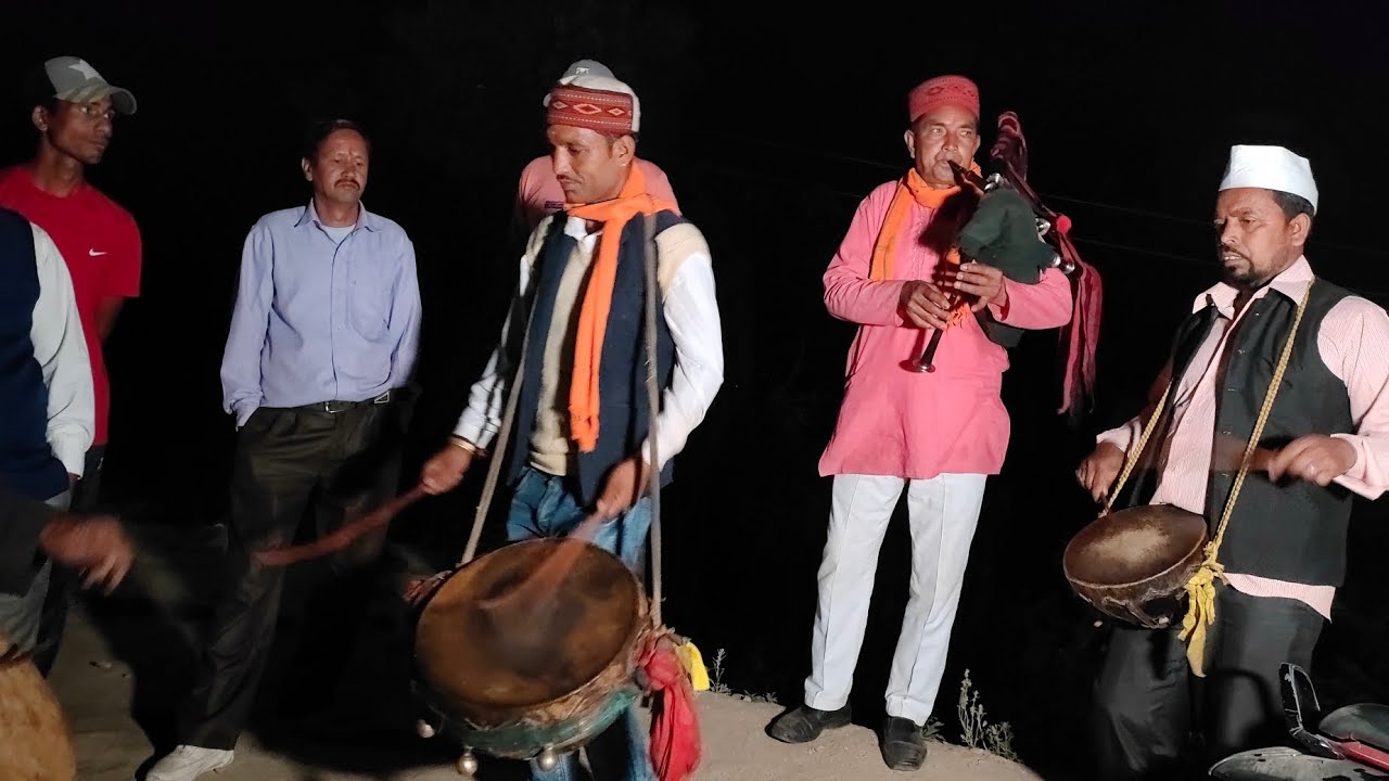 kumauni instrument #nagada #damau #masakbeen - YouTube