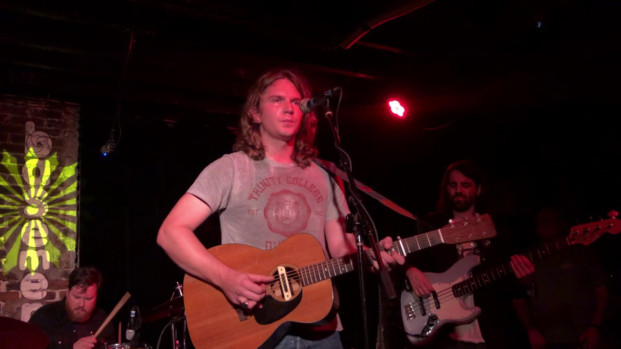 Ian Noe - Junk Town (The Basement Nashville) - YouTube