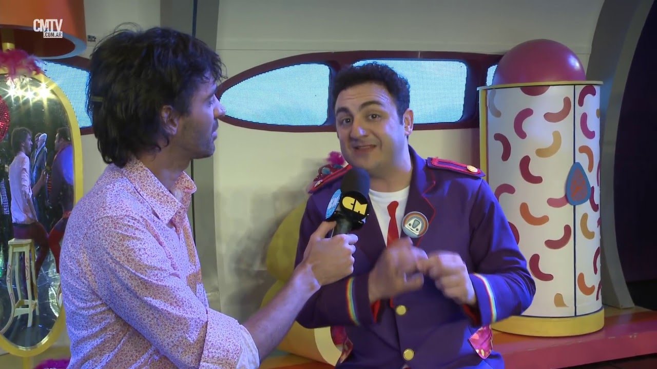 Topa - Entrevista en Teatro - YouTube