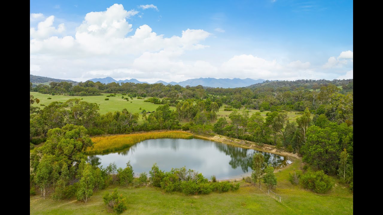 "McKirdys" Victoria Valley - GRAMPIANS - YouTube