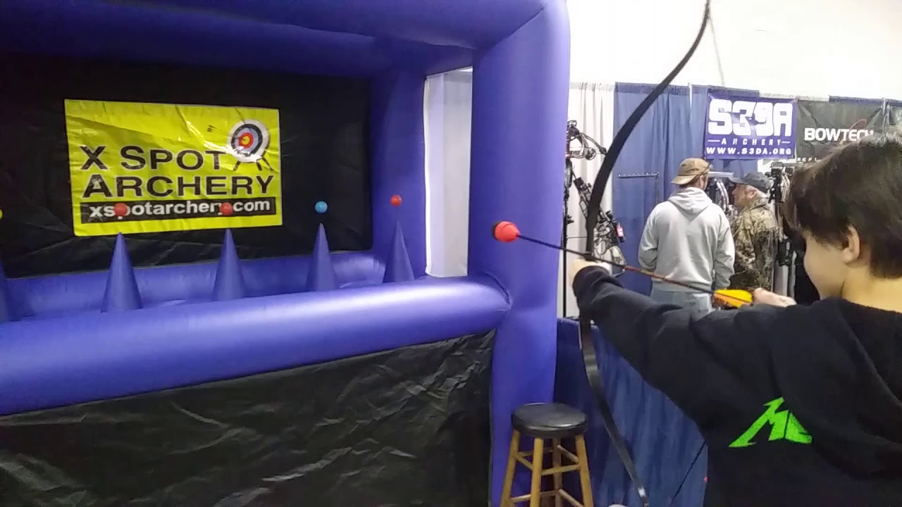 DJ Darren at the sportsman show! - YouTube