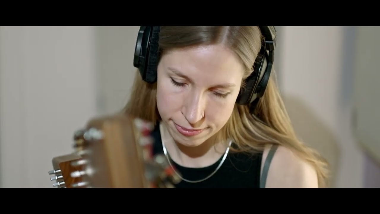 The Waulking Songs - Eleanor Dunsdon & Gregor Black (Official Music ...