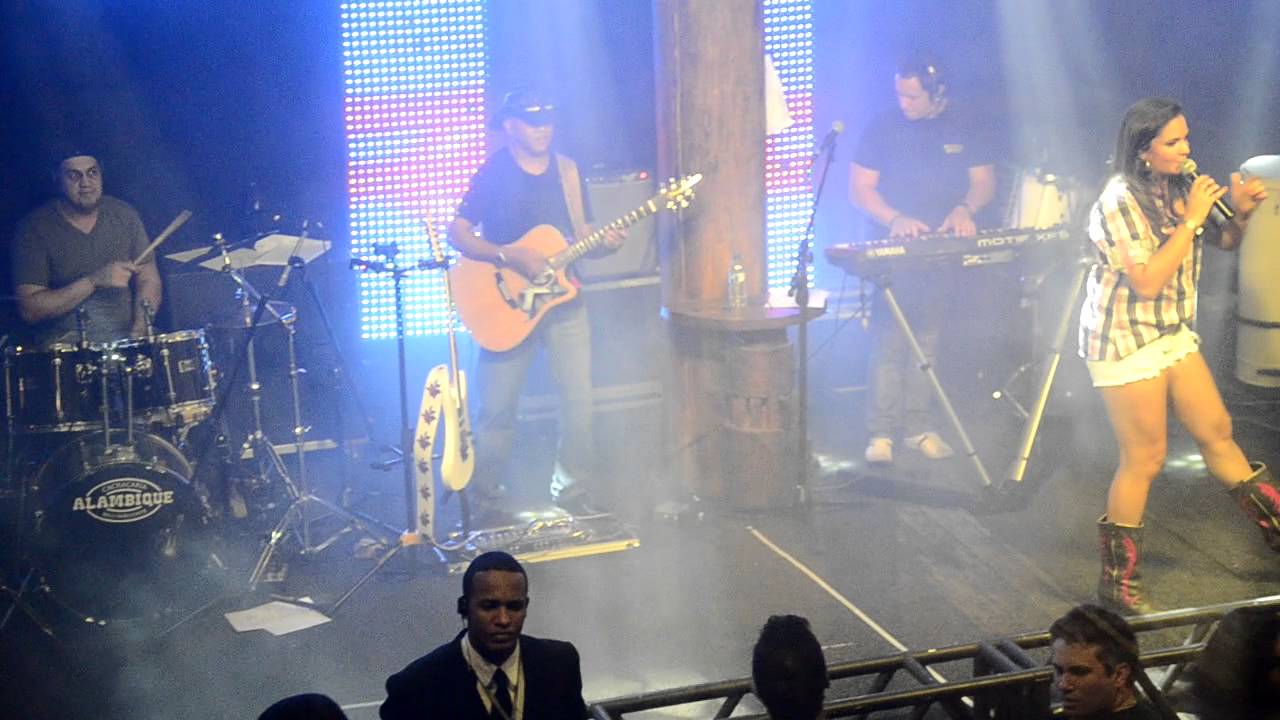 Vitória Rabello - Alambique BH / Tchu Tcha - YouTube