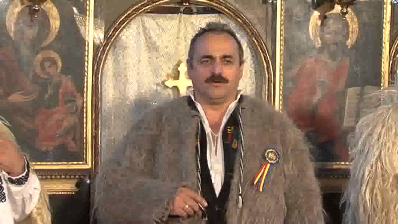 Radu Ciordas si Grupul Ihtis - N-auziti cocos` cantand - DVD - Colinde ...