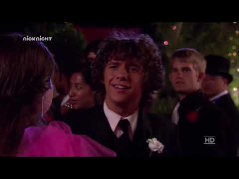 Logan And Quinn kiss