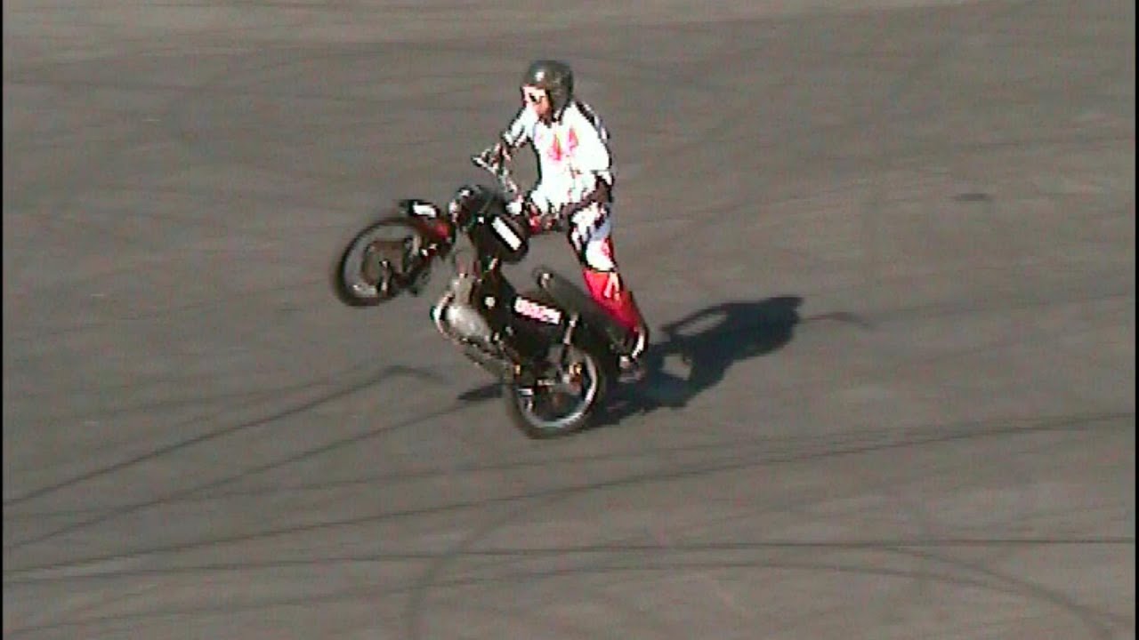 Onlinemotor Motorrad Stunt Simpson Schwalbe vintage Intermot 2014 - YouTube