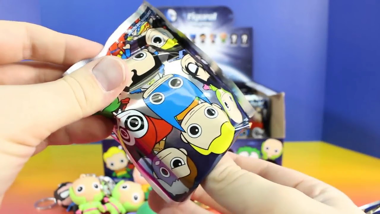 DC Comics Figural Keyring Box Opening Complete Set With Batman Robin ...