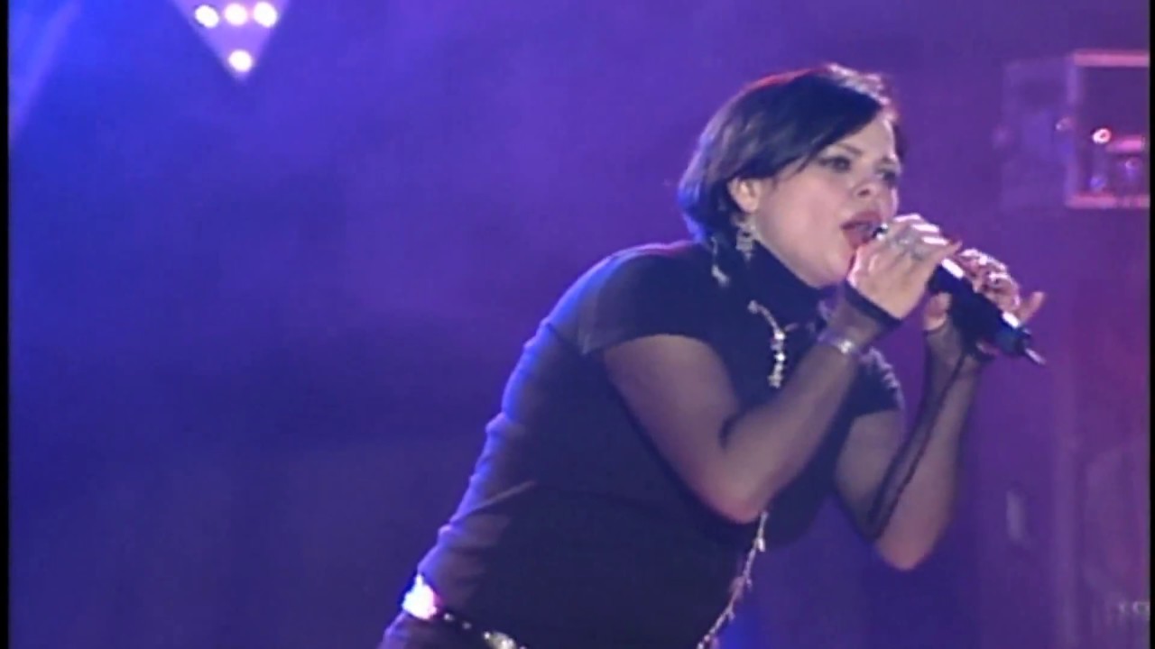 Me amas - anette moreno - en vivo - YouTube