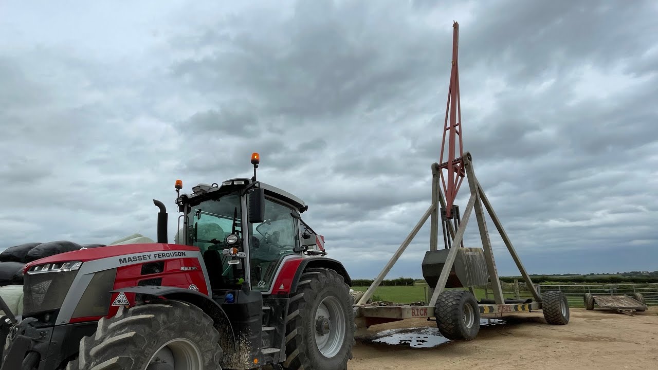 Repairs to massive Trebuchet catapult | Tom Lamb | The Content Farm