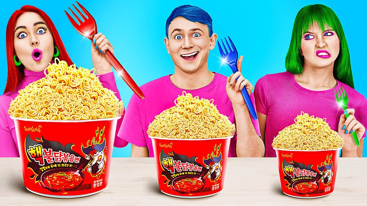 BIG VS MEDIUM VS SMALL FOOD CHALLENGE || Giant VS Tiny Food Hacks by ...