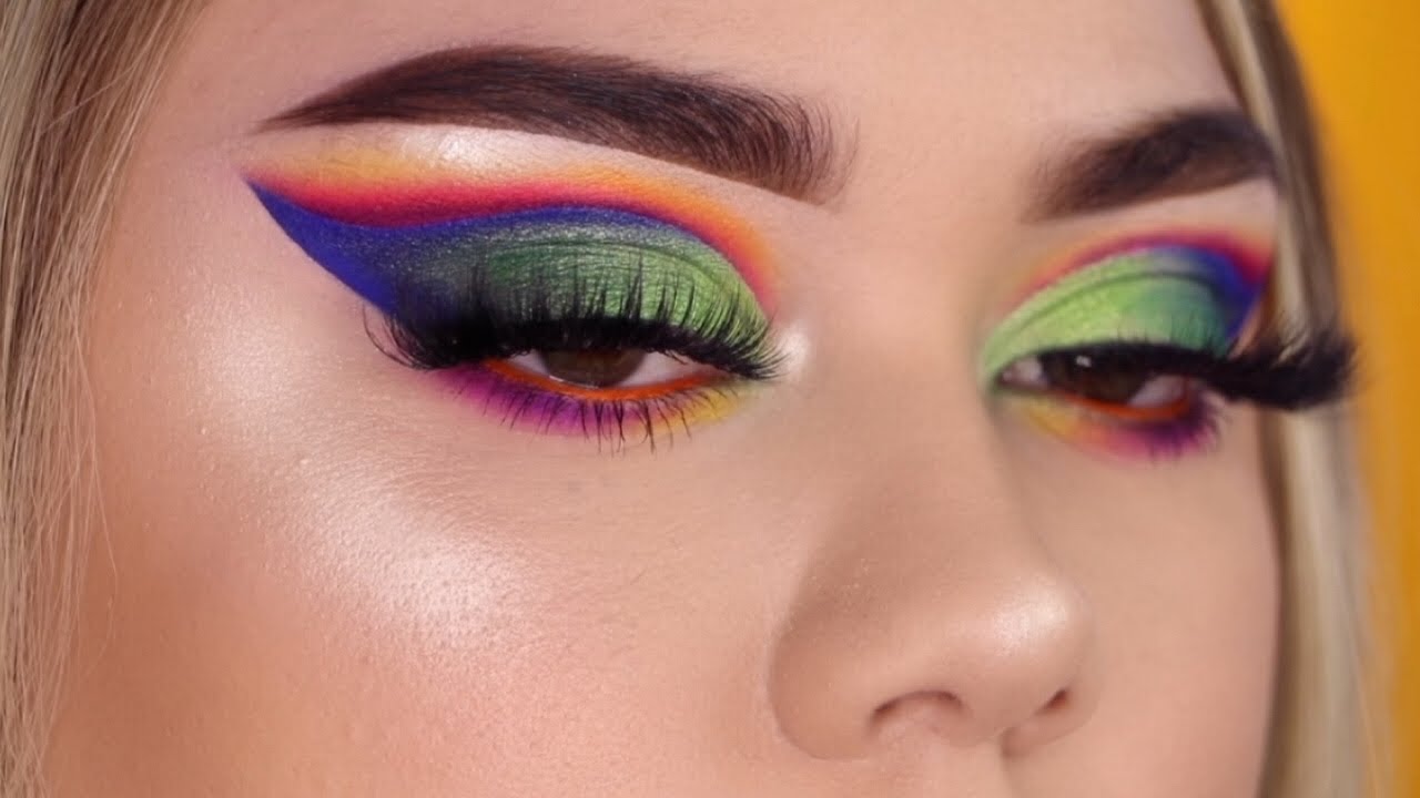 COLORFUL MAKEUP LOOK | TUTORIAL - YouTube