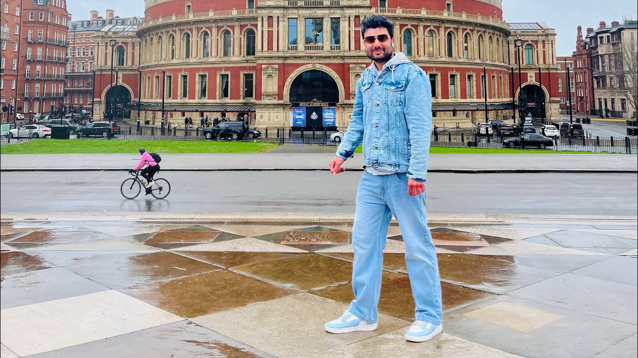 London trip, Part:1, Royal Albert hall, Victoria and Albert museum ...