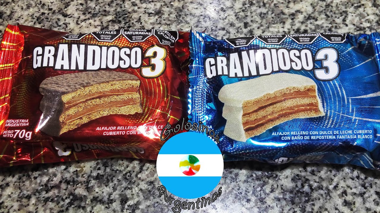 Grandioso 3 Alfajor Triple Negro y Blanco - Alfajores Triples - YouTube