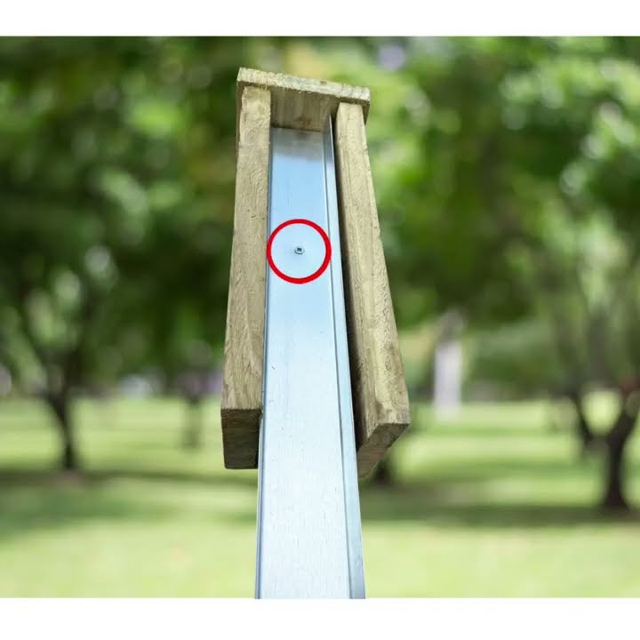 How to fit a 1ft trellis to your existing fencing without replacing ...