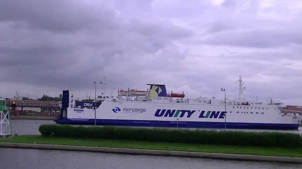 Podróż promem z wyspy Wolin na wyspę Uznam - YouTube