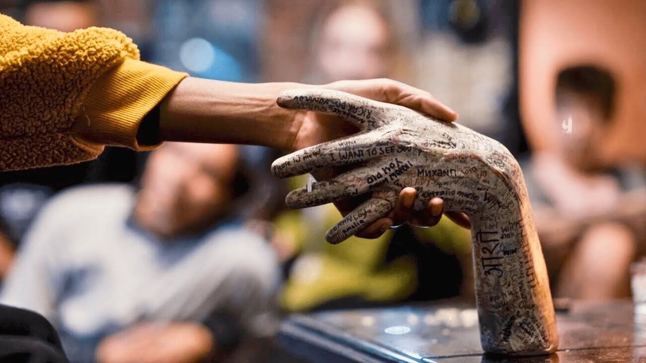 Talk to Me (2022) Horror Movie Recap - Possessed Hand Unleashes ...