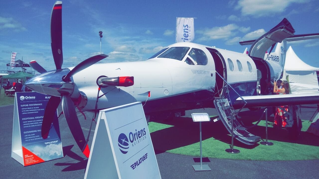 Pilatus PC-12 Walkaround and Exclusive Flight Deck Visit - YouTube